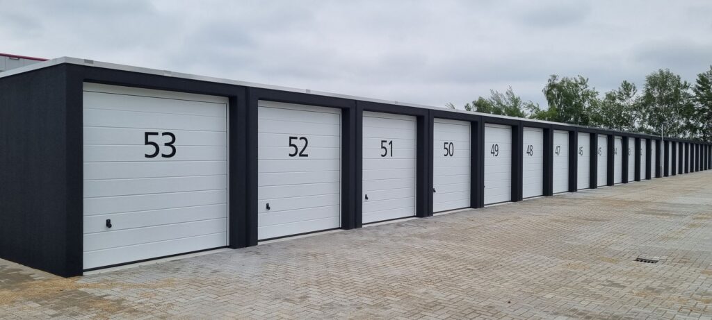 79 storage boxes/garage boxes Emmen - Prohuis